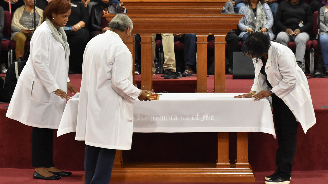 Altar Ministry - FTHCM